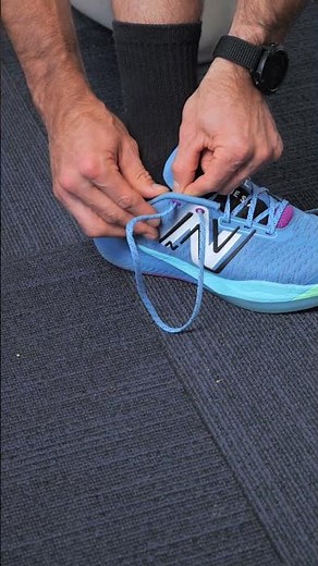 How To Tie A Runners Knot | #shorts #runningtips #running
