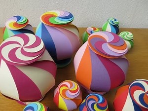 sliceform - papercraft - twisting candy wrap - tutorial - dutchpapergirl