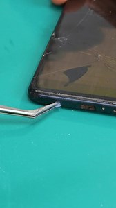 21K views · 154 reactions | Phone screen restoration from a pro | 5-Minute Crafts UK | Facebook