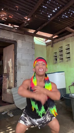 Elias Moves: Fun Dance Trends and Vlogs