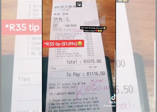 Patron grilled for tipping waiter R35 on R1050 bill [WATCH]