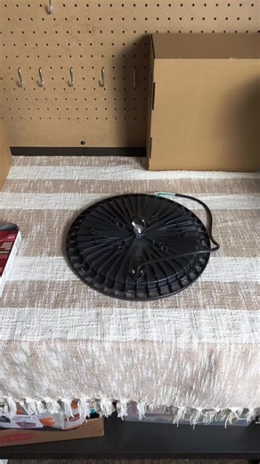 Bright LED Shop Lights for Mechanics