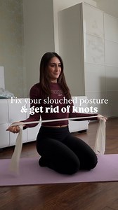 External shoulder rotation exercises is a key factor for fixing posture and getting rid of knots between your shoulder blades! 💪✨ Want to fix your posture & get rid of that tension & knots? Comment “READY” & I’ll tell you how I can help 💖 When your shoulders roll forward, your chest tightens, and your upper back muscles overwork, leading to knots and tension. Strengthening your external rotators restores balance, relieves tightness, and helps your back muscles relax! 🙌💖 #backpain #poorpostur