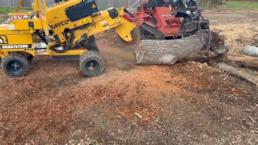 SOLD!!! 2022 Rayco RG55R 765 Hrs 54 HP Kubota Engine 4X4 Wireless Remote Control Hydraulic Blade New Green Teeth New Filters and Fluids Financing and Delivery Available Located in Springfield Missouri 314-346-0629 $41,900 | Barth Equipment Sales