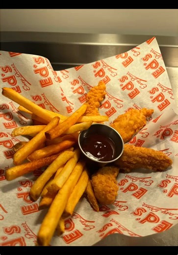 Tenders so good they should come with a warning😍🔥Come pop in and try for only £7.95 #trending #foryouu #swansea ##chickenlover😋😋#chickentenders #yummyfood #foodtok