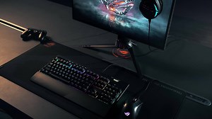 De ROG Strix Flare heeft een aanpasbaar verlicht insigne. We laten je 3 manieren zien om (lekker crea!) je eigen badge te customizen, als 2de: met een sticker. | ASUS Republic of Gamers | Facebook