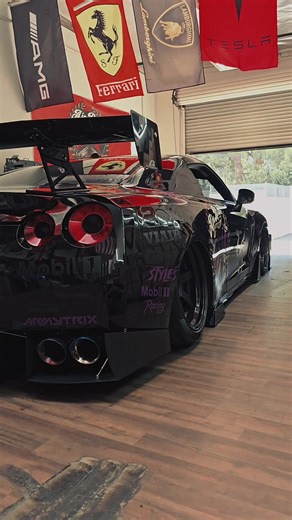 Exploring the Nissan GTR R35: Godzilla of the Road