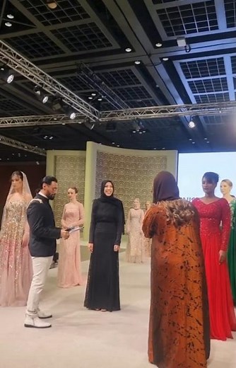 Nisrine Fakih Designer Stuns at The Gulf Bride Show 2025 🔥 4K Fashion Show Walk
