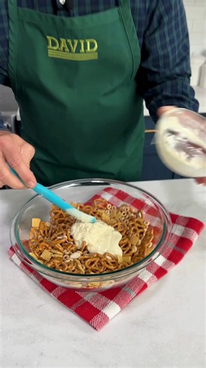 127K views · 932 reactions | Looking for the perfect holiday hosting...