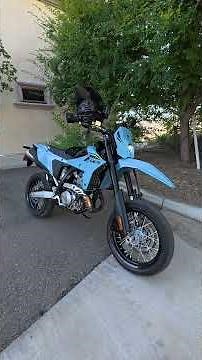 TOP 5 things about the 2025 Suzuki DR-Z 400SM