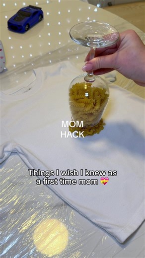 I wish I knew it as a first time mom 💝 DIY project with / for your kids #momhack #diy #diytshirt #kidscrafts #firsttimemom