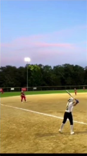 Heads-up base running: Kaylee Schmidt stealing 2 bases on one pitch. #softball #baserunning #sports