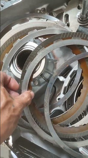 ford Escape 3.0 automatic transmission. problem.. rebuild in next video....