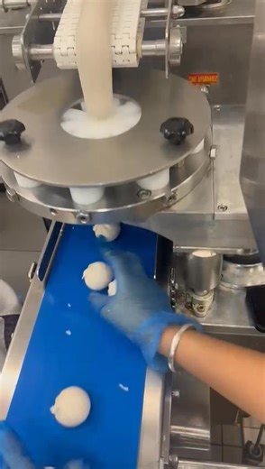 MOMO MICRO STORE Momo Micro Store is a chef-less, low investment, high-ROI food business that turns momo from ethnic food into everyday mainstream food , one corner, every 20 miles. Not Just Food, It’s an Experience The Problem Youth want to build businesses. Food is always in demand. But most food businesses fail because they are: • Too complicated • Too chef-dependent • Too expensive to start • Too inconsistent to scale Great food doesn’t need complications. The Belief No master chefs. No fanc