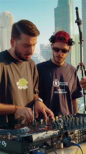 Yacht party in Dubai #luxuryyachtlife #yachting #yachtlife #automobile #dj #luxury #boatlife