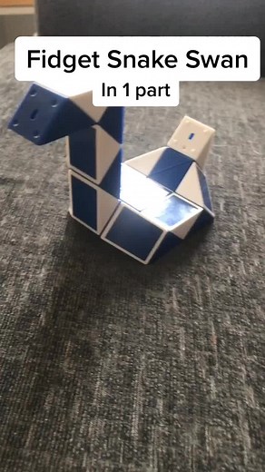 Fidget Snake Swan🦢🤍sorry if you can not understand the jnstfuctions❤️#fidgetsnake #foryoupage #foryou #fidgettoys #pickone #fidgettoys