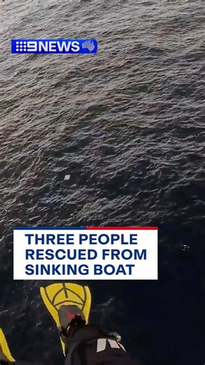 Footage shows the moment a group of boaties were rescued from their sinking vessel off the coast of Wollongong by a rescue helicopter. #9News | 9 News Sydney