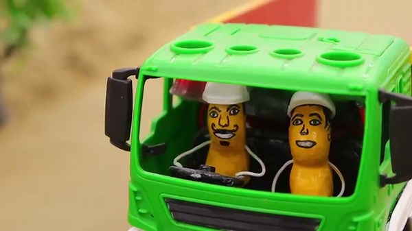 Realistic Diy mini bricks & Cement House construction science project