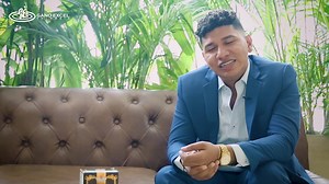 ✨ ¡Un nuevo Diamante brilla en Gano Excel! ✨ Desde la calurosa Barranquilla, el Diamante Alberto Echeverría, con tan solo 24 años, nos demuestra que la edad no define el éxito, sino la pasión y el compromiso con los sueños. 💥🙌 Su camino no fue fácil, pero su determinación lo llevó a superar cada reto y convertirlos en escalones hacia la cima. Hoy celebramos mucho más que un rango: celebramos su crecimiento, su disciplina y su fe en lo imposible. 🌟🚀 📌 Si Alberto lo logró, tú también puedes. 