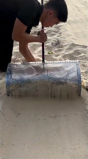 Beach Clean Up – Hidden Treasure I Found an Old Perfume Bottle Still Smelling Amazing!