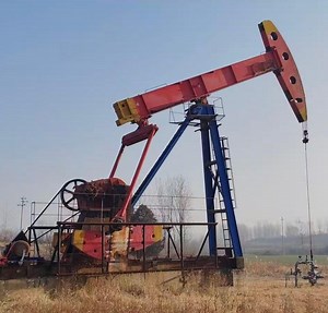 [Hot Item] Internationally Certified Beam Pumping Unit - Compliant with API & ISO Standards