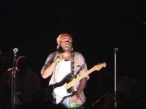Mr Musicman Naio Feat. Cymkah Live in Mouindou New Caledonia Vanuatu Reggae Band