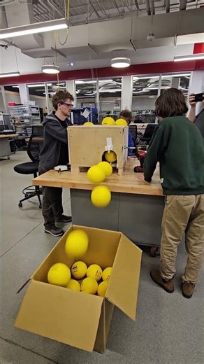 IBOTS FRC #2370 - FIRST REBUILT 2026 - Spindexer with Wheel Prototype Test