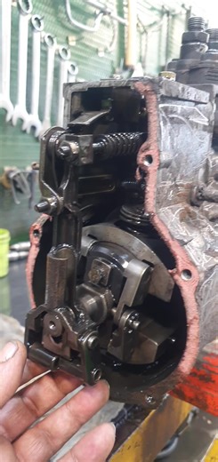 Mecánica de Máquinas: Apoyo a Kashmir