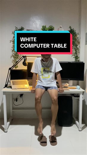 Stylish White Computer Table Setup Ideas