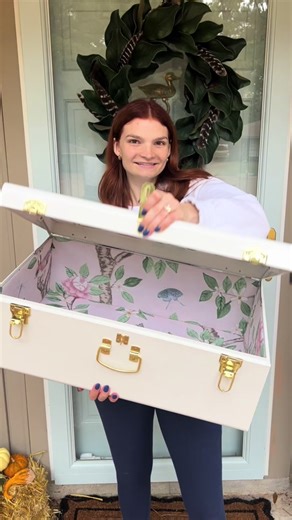DIY Petite Keep Bridal Trunk - Flawless DIYs for Your Special Day!