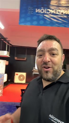 Curso Intensivo de Aire Acondicionado Inverter 📍 Instituto de Capacitación Laboral – CABA 🔥 Curso Intensivo de Aire Acondicionado Inverter Durante el curso vas a aprender: Cómo diagnosticar equipos con tecnología Inverter. Procedimientos de medición, Cómo detectar fallas en módulos IPM y placas electrónicas. Diferencias entre sistemas On/Off e Inverter. El entrenamiento incluye prácticas reales con equipos R32 de última generación y simulaciones de diagnóstico en campo. 💡 Una capacitación ide