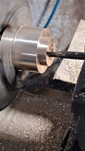 Lathe machine boring work #enginiring