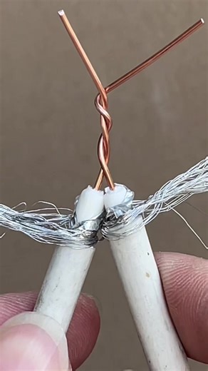 A proper technique for connecting an antenna cable. #diy