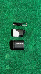 Algunos de los seguidores de Ray Ostroski querían saber su secreto para calcular la distancia al hoyo con precisión, así que no esperó más y nos enseñó su Approach Z82. Este dispositivo de medición láser para golf con GPS proporciona la lectura más precisa del mercado a una distancia de 25 cm del banderín. ¿No es increíble? ¡No esperes más y da tu mejor golpe! http://ms.spr.ly/61899wy6F #Garmin #ApproachZ82 | Garmin