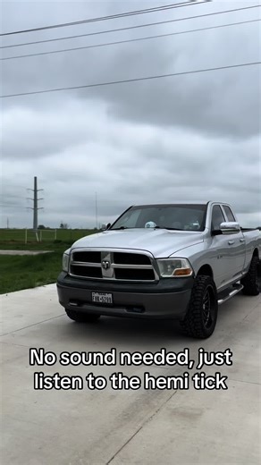 I love having a misfire 🤗🤗🤗 #fyp #truck #ram #dodge