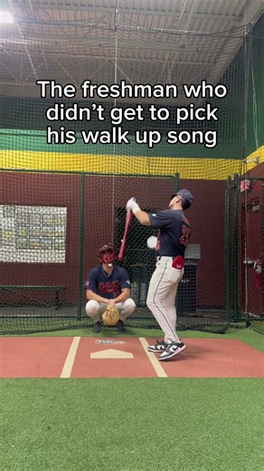 POs WALKING TO THE PLATE