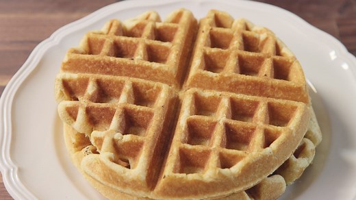 Homemade Cornbread Waffles Will Have You Craving Chili For Breakfast