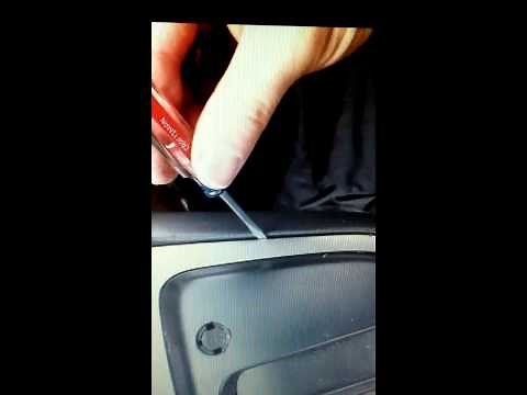 How to install HVAC climate control bulb on 2003-2010 Pontiac vibe and Toyota Matrix