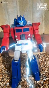In a twist of fate, in another parallel Universe ARISE POWER MASTER OPTIMUS PRIME [This is how Transformers The Movie shud of Ended] 😉 😜 😘 #transformers #powermaster #optimusprime #thattransformersguy #autobots #Optimusprimeforever | That Transformers Guy