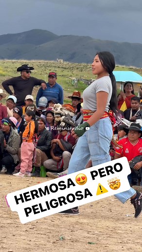 30M views · 263K reactions | La peleadora mas peligrosa del takanakuy está lista para su regreso #fyp #CHUMBIVILCAS #viral #amazing #cute #beautiful #Dangerous #lol #cholita #belleza #boxeo #mexico #ufc #takanakuy #warmitakanakuy #luchalibre | REMIN Studio | Facebook