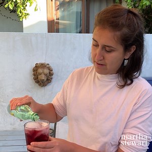 20K views · 121 reactions | Who says you can't drink red wine in the summer? Watch senior food editor Lauryn Tyrell make this easy, refreshing spritz that you can enjoy year round. We like to use light red such as pinot noir, grenache, or gamay in this drink. Check out the full recipe here: https://bit.ly/2B5BWsd | Martha Stewart | Facebook