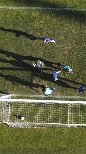 Fun Fact: Wearing contact lenses whilst playing sports minimalizes the likelihood of an injury and improves performance by making sure you have a clear field of vision. #PowerOfVision | Vision Direct