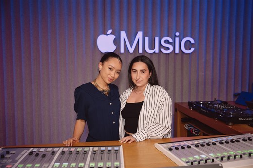 Griff’s earnest songwriting handles joy and pain alike, but on her debut album Vertigo, the #ErasTour opener is embracing the roller coaster like never before. She breaks down the record with Brooke Reese on a new Global Chart Show—listen now. apple.co/GriffChart | Apple Music