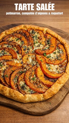 Claire Le Gallo | TARTE POTIMARRON, COMPOTÉE D’OIGNONS ROUGES & ROQUEFORT 🧡 Enregistre la recette pour la refaire plus tard 👀 👩🏻‍🍳 INGRÉDIENTS (pour 4... | Instagram