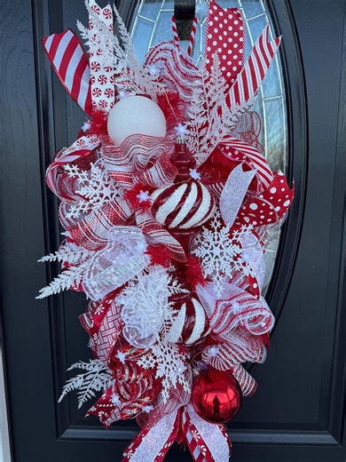 Large Christmas Peppermint Front Door Swag, Candy Cane Swag, Red and White Decor, Snowflake Pre-lit Swag, Decor, Double Door Candy Cane Swag - Etsy