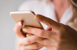 Jio vs Airtel vs Vodafone: जानें, किस कंपनी के मंथली प्रीपेड प्लान में है ज्यादा डेटा और बेनिफिट्स