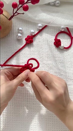 🪢New Free Macramé Class:✨NO.18: Red macramé knot for hand ropes