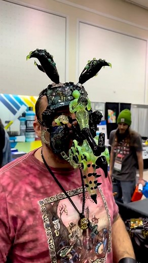 Sick Glass Dragon Mask! Made by DrakkenGlass #glass #glassart #mask #art | GlassPorn