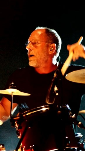 Девіду Ловерінґу 🍻64🍻 / David Lovering is 🍻64🍻 @PixiesOfficialTV