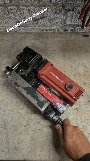 Repairing a Rotabroach element 50 low profile magnetic drill. Common problem I get with all magnetic drills, someone has pulled out wires and rewires them wrong. These can be a real pain as if its wired incorrectly, it can fry the controle board. #magneticdrill #magdrill #rotabroach #tools #repairs #powertools #element50 #toolrepairs #fix #rewired | Deandohertygreaser